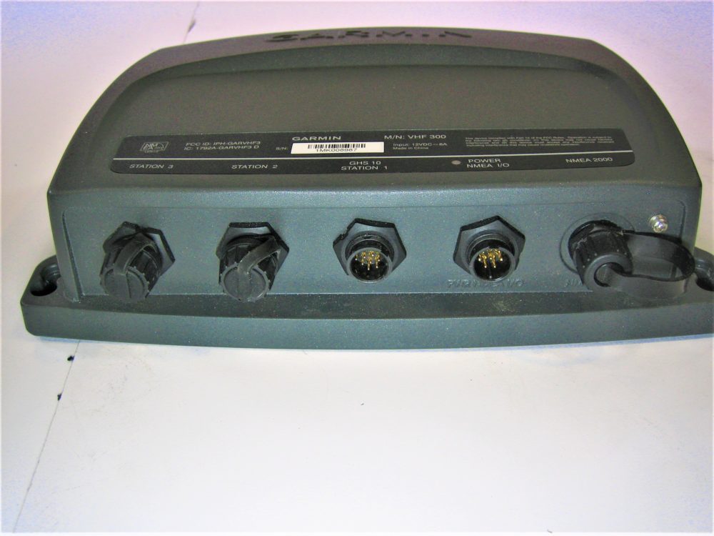 Garmin~VHF 300~Compact Radio VHF Radio Transceiver Unit Only Tested ...