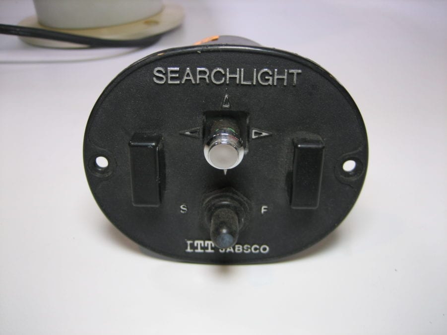 ITT Jabsco 60010-2024 Searchlight Spotlight 24V w/ Remote Control - Max ...