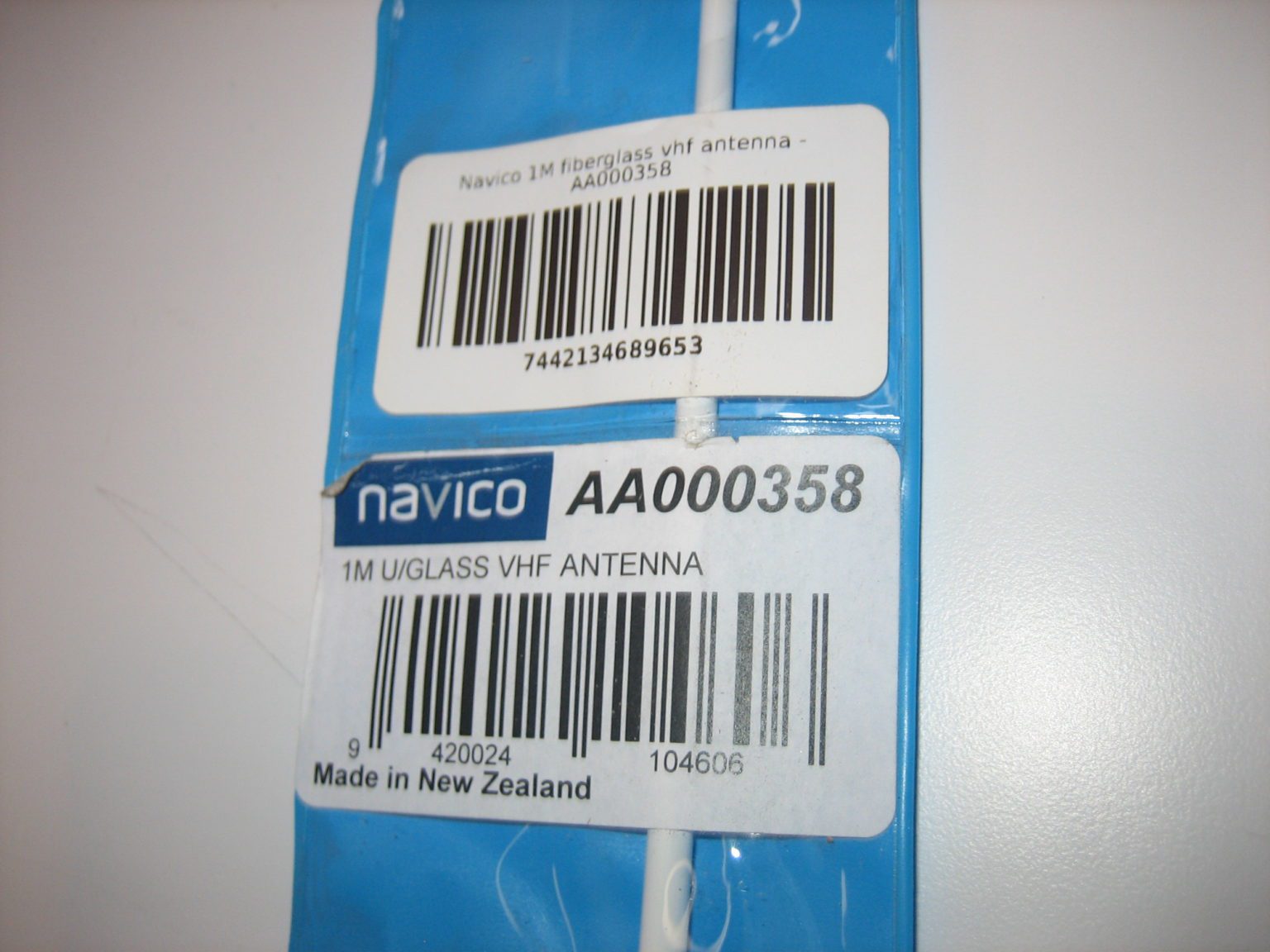 Navico AA000358 Marine VHF Antenna F-Glass Whip 1 Meter - Max Marine ...