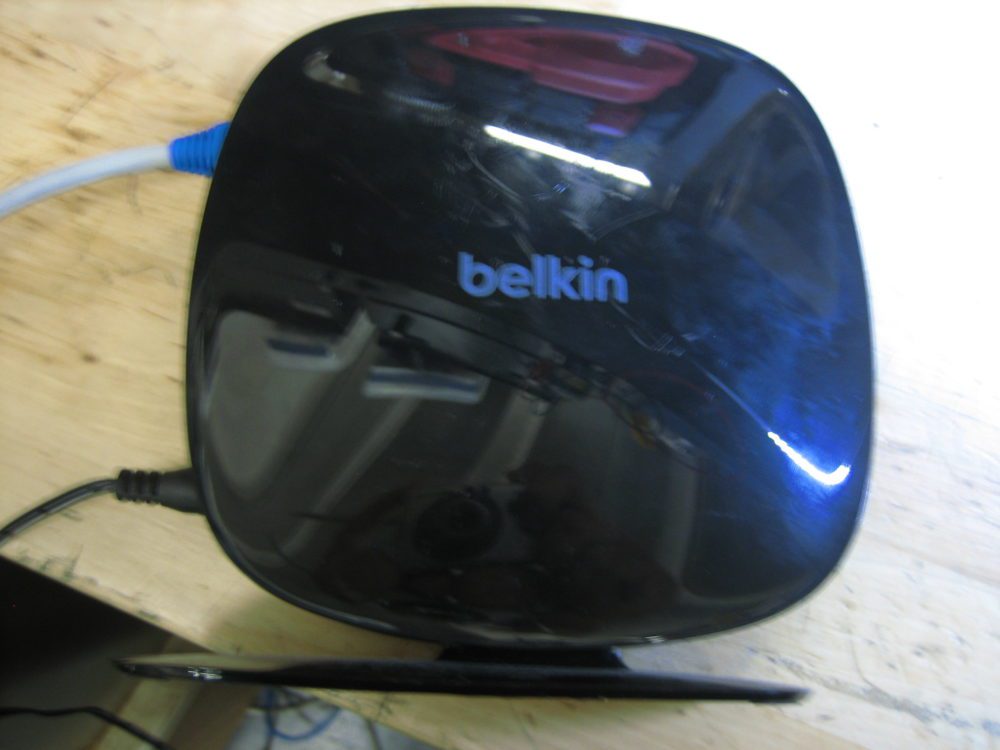 Belkin N600 - 300 Mbps 4-Port 10/100 Wireless Dual Band Router - Max ...