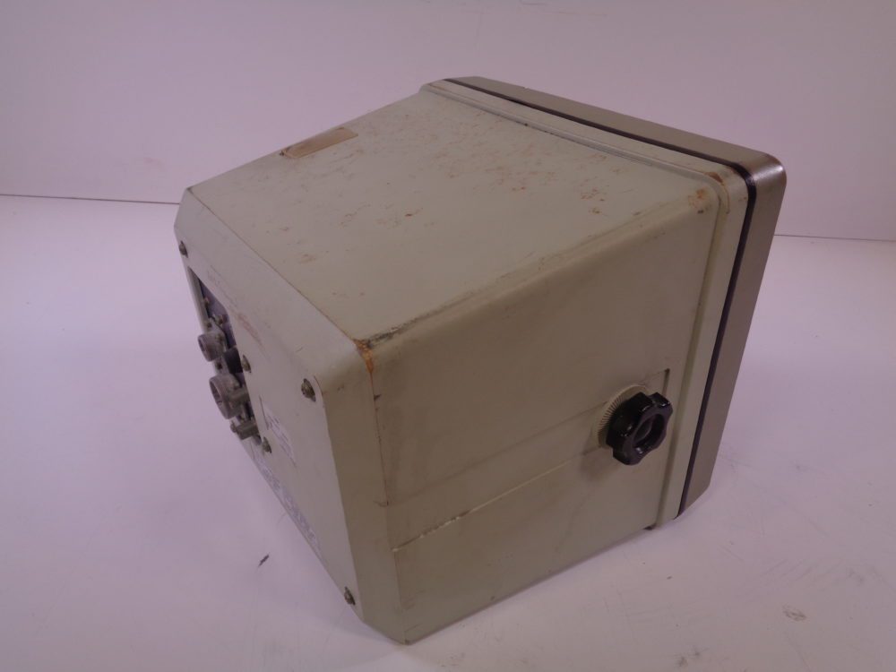Raytheon R40 / M88339 Raster Scan CRT 10" DISPLAY f/ M88340 RADAR - Max ...