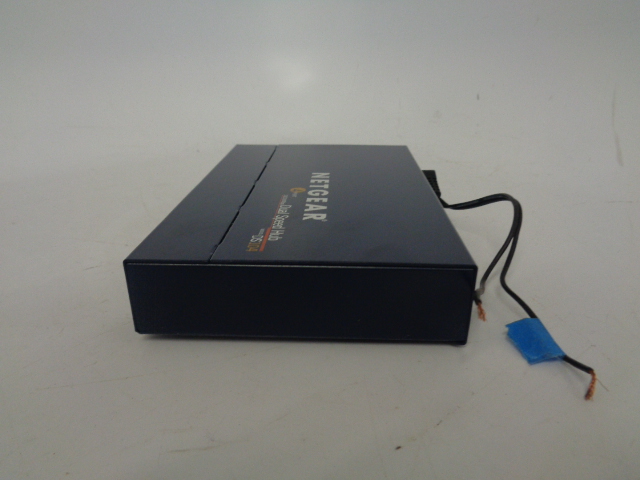 Netgear DS104 4-Port Dual Speed Hub 10/100 Mbps - Free US Shipping ...