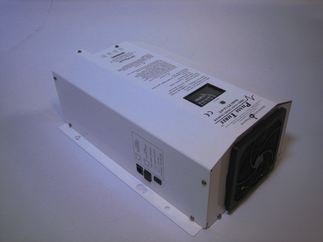 NEWMAR PhaseThree PT-24-45U 24V 45 Amp Smart Battery Charger 115/230V ...