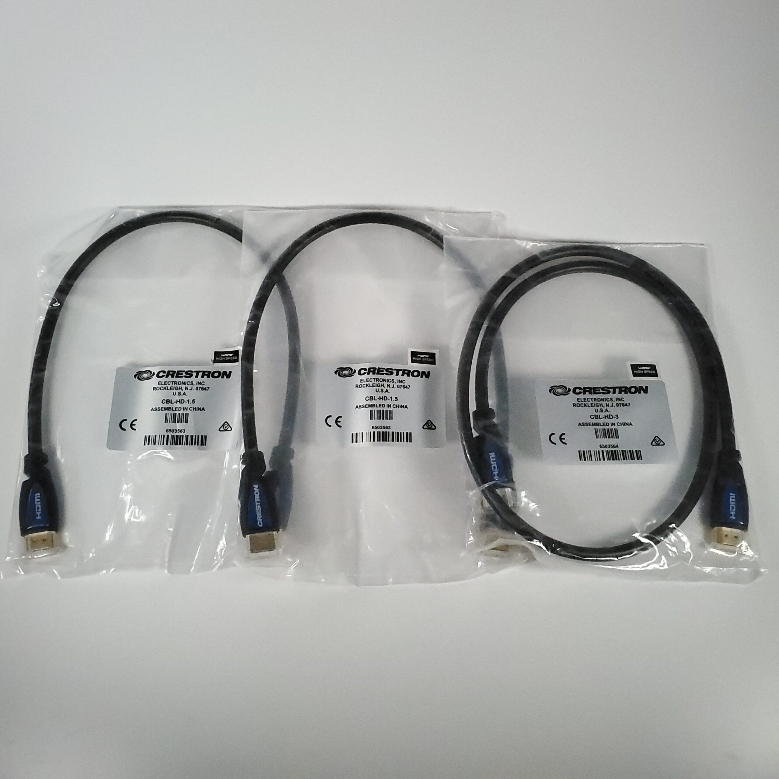 Crestron (2) 1.5' CBL-HD-1.5 / (1) 3' CBL-HD-3 - High Speed HDMI Cables ...