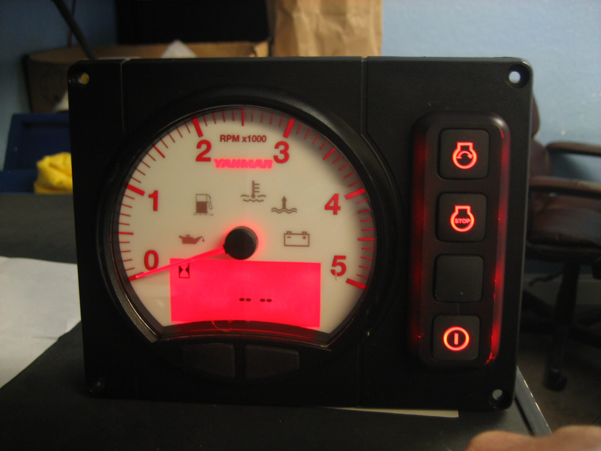 Yanmar 164100-30110 B25 Medallion Metric Control Panel w/Tachometer ...