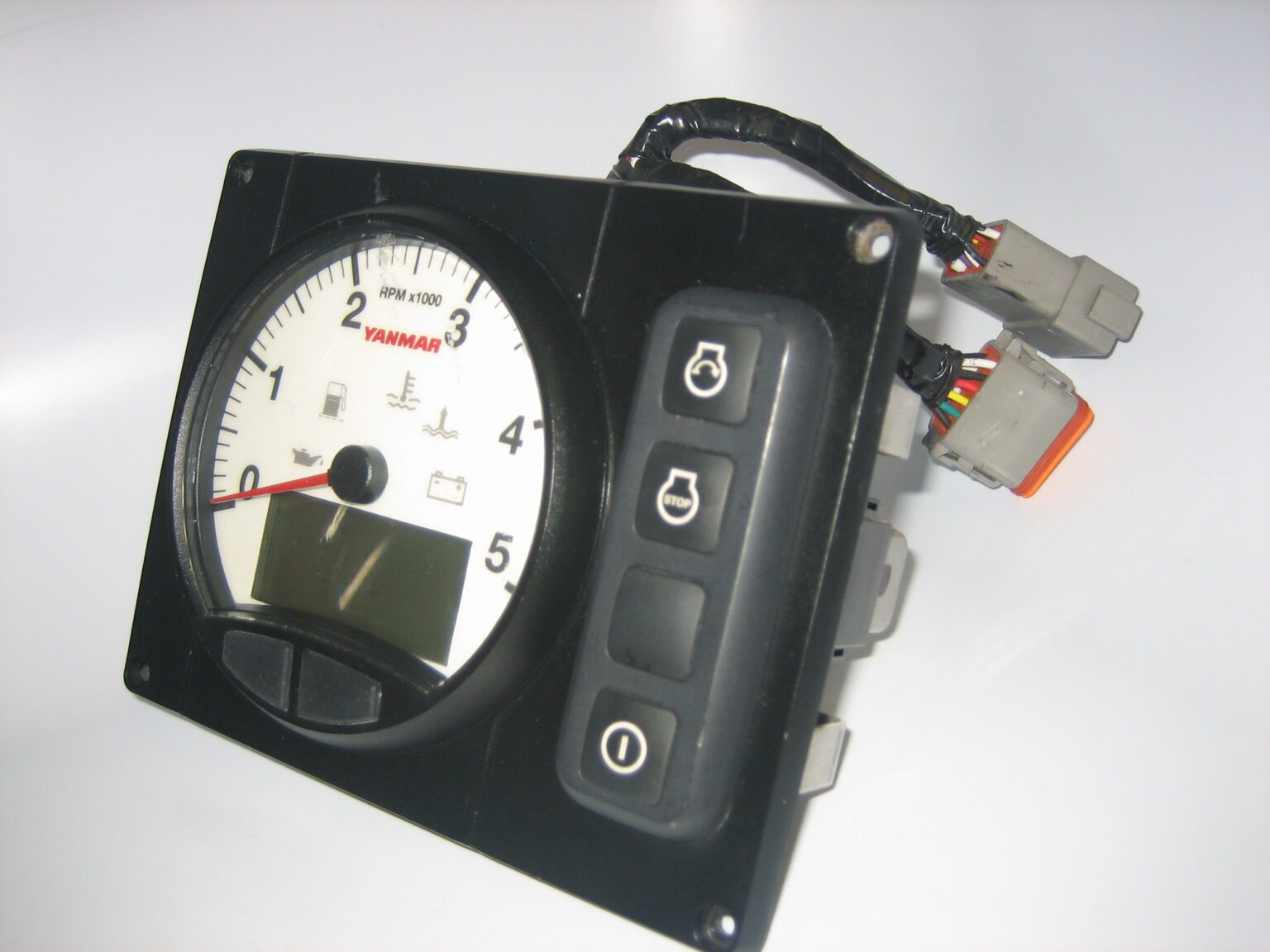 Yanmar B25 164100-30110 Metric Medallion Control Panel w/Tachometer ...