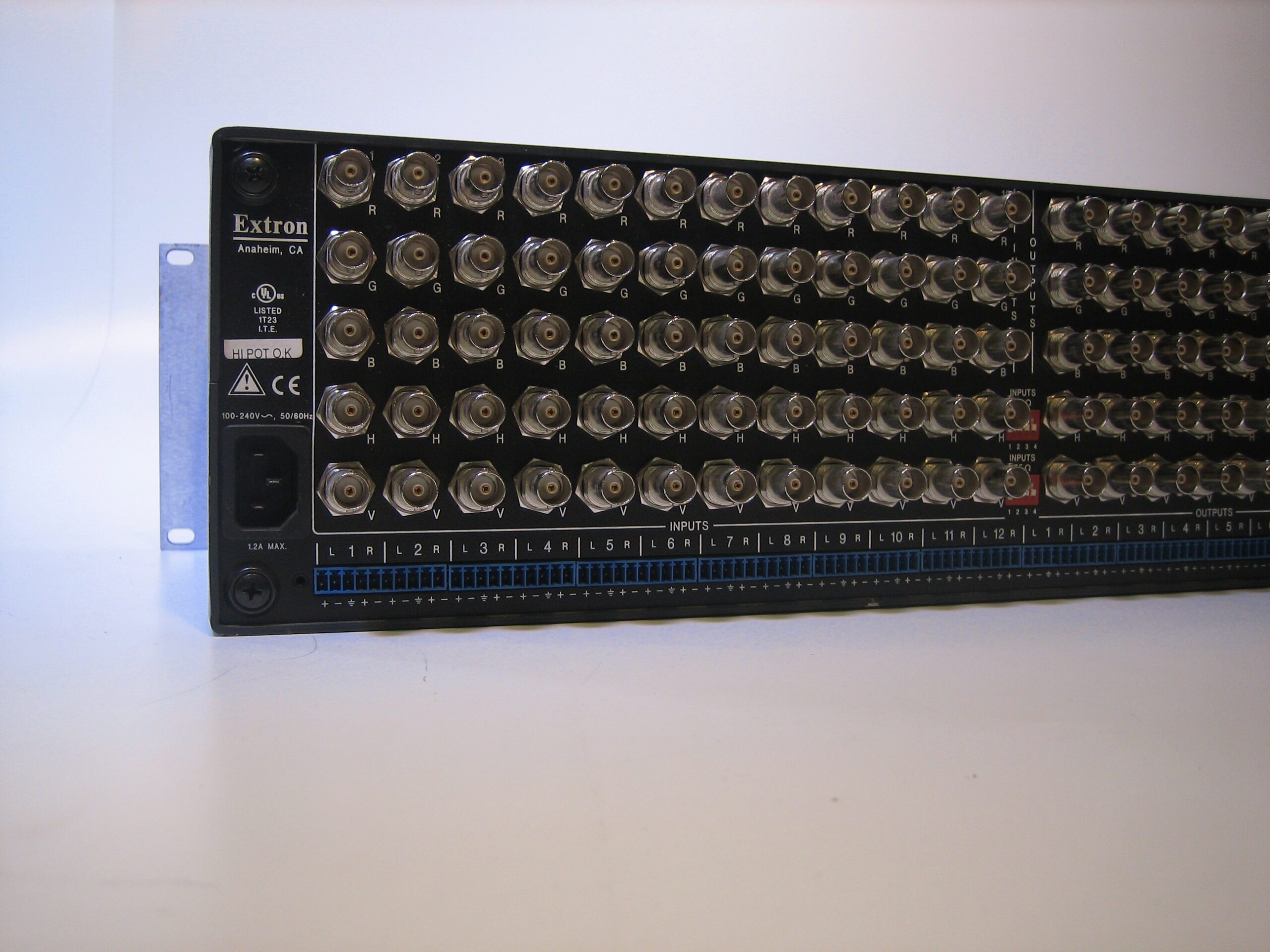 Extron - Crosspoint Plus 128 series Switcher w/DSVP - Max Marine ...