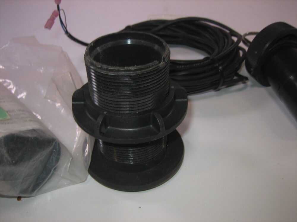 Airmar P17 = Raymarine M78718 NEW Plastic Depth Transducer ST40 ST60 ...