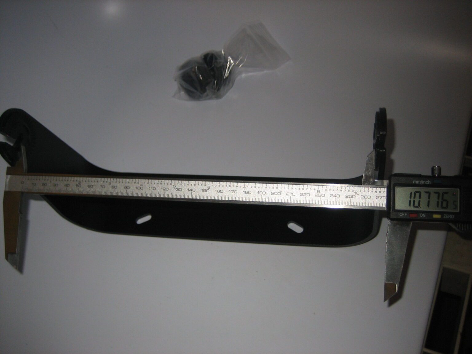 Garmin GPSmap Mounting Bracket Knobs 010-12798-01