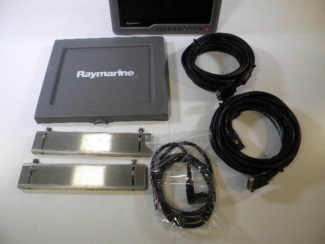Raymarine G120 G-Series Marine Sunlight Monitor - E02034 Good Cond 90 ...
