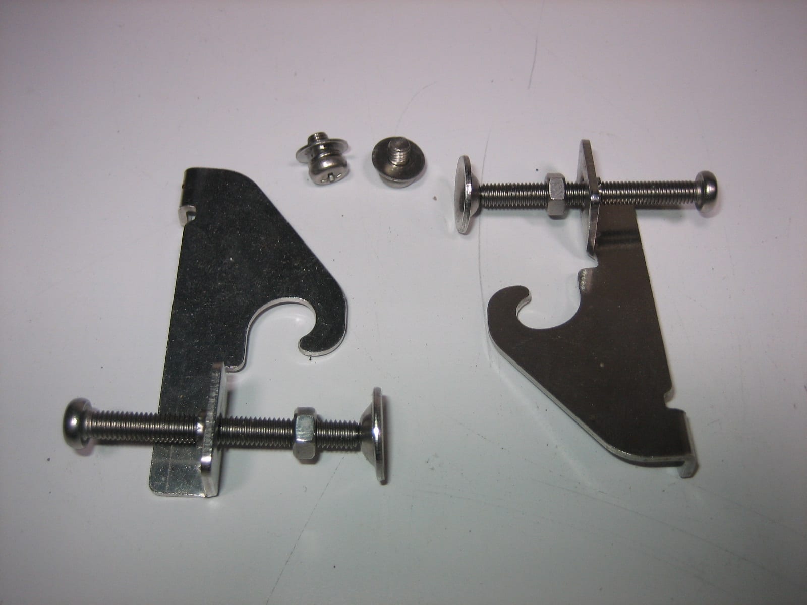 Icom MB-75 Flush Mount Brackets for IC-M502 504 602 604 802 - Max ...