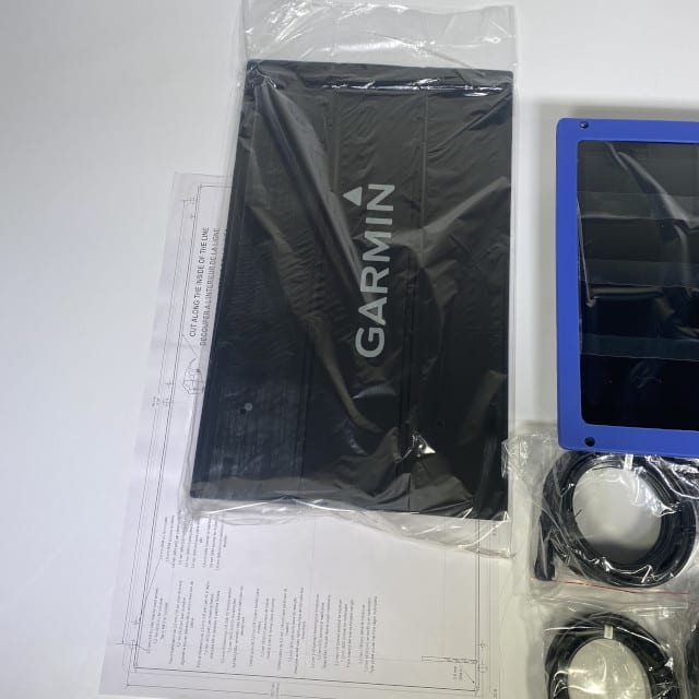 Garmin GPSmap 8622 22" Touchscreen MFD - GPS24xd Suncover COMPLETE ...