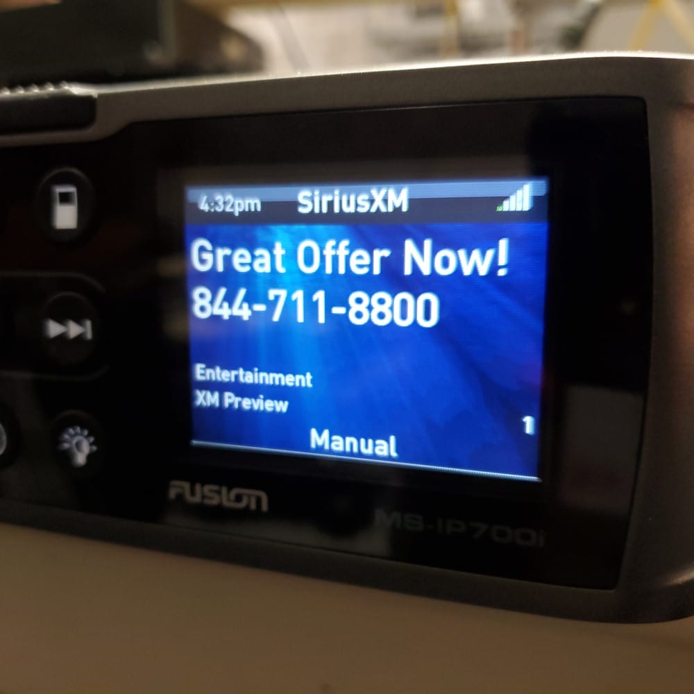 Fusion MS-IP700i True-Marine AM/FM Sirius Radio System for iPod NO NMEA ...