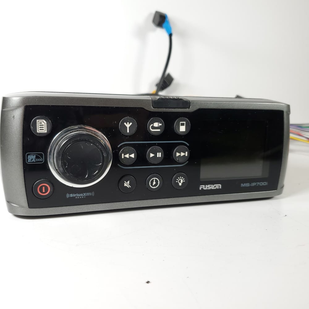 Fusion MS-IP700i True-Marine AM/FM Sirius Radio System for iPod NO NMEA ...