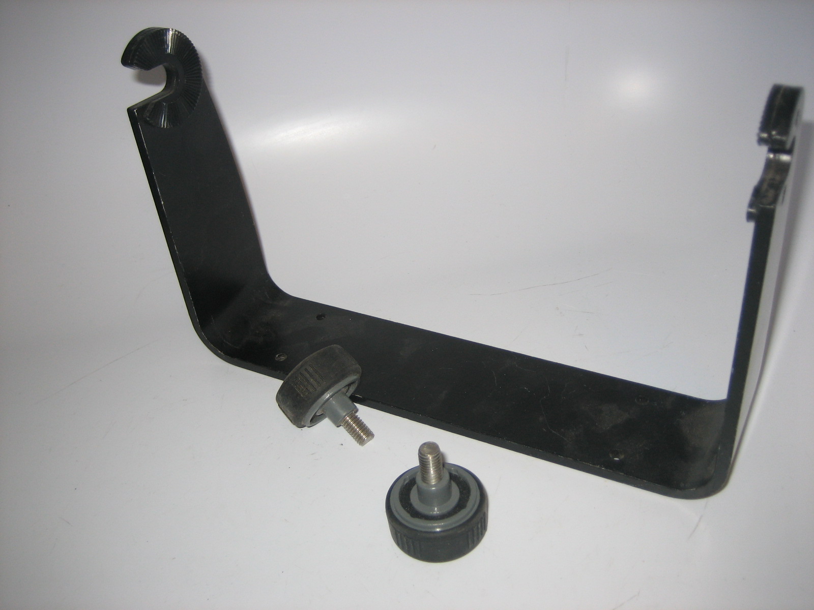 Raymarine Raytheon HSB Bracket for R70 CRT Display