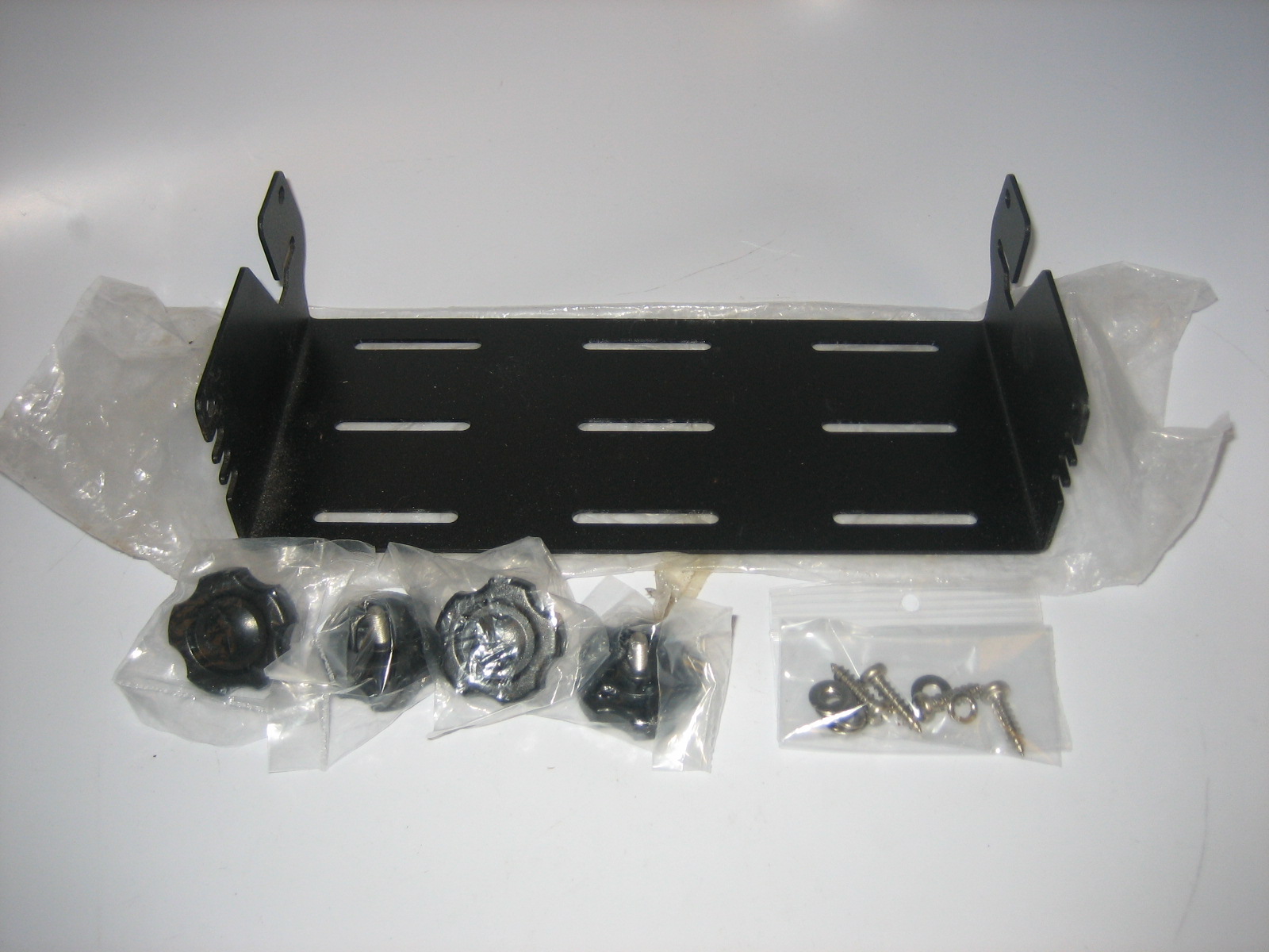 Icom MB-118 Mounting Bracket