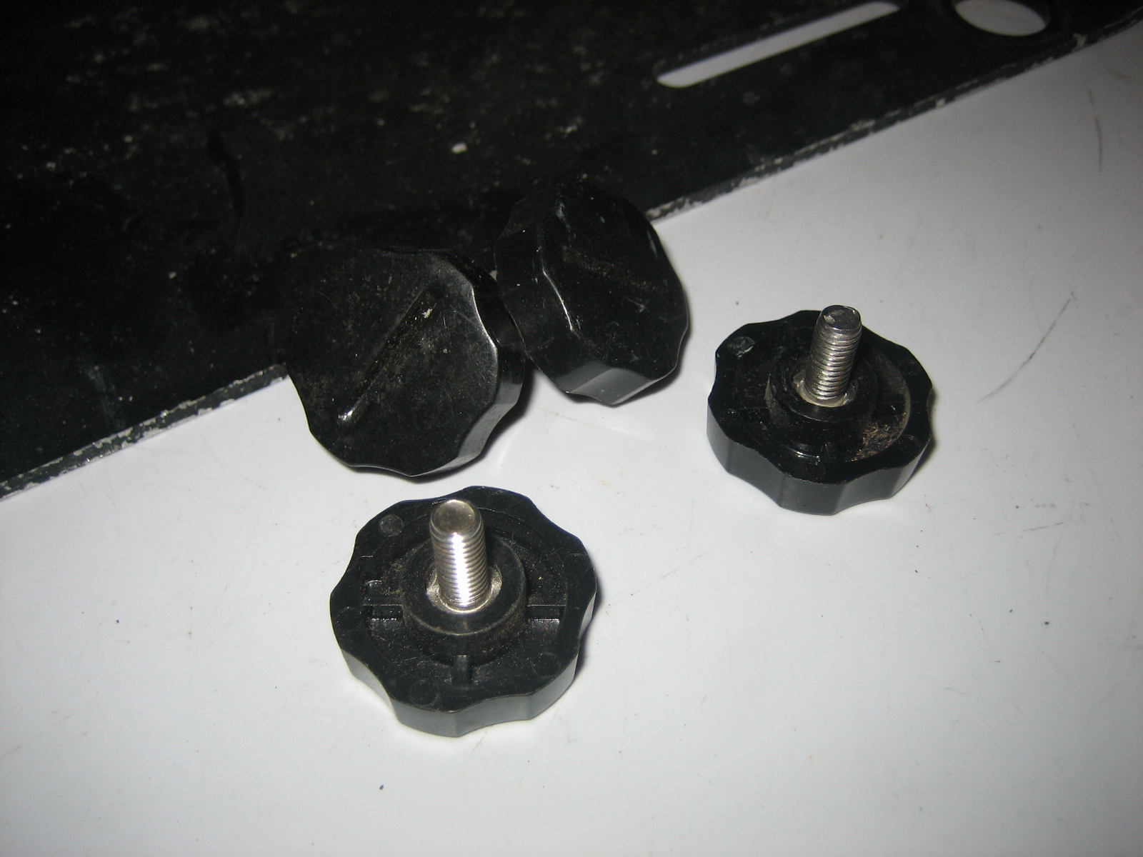 Icom IC-M710 IC-M700 Pro Black Mounting Mount Bracket w/ Knobs - Max ...