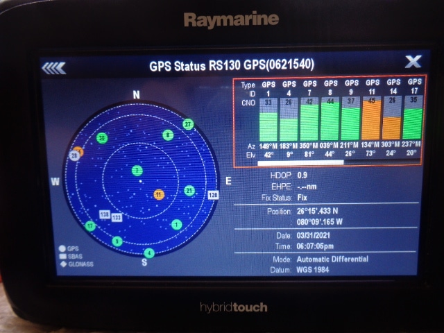 Raymarine e7 Touchscreen Chartplotter MFD 7" Display E62354 - Max ...