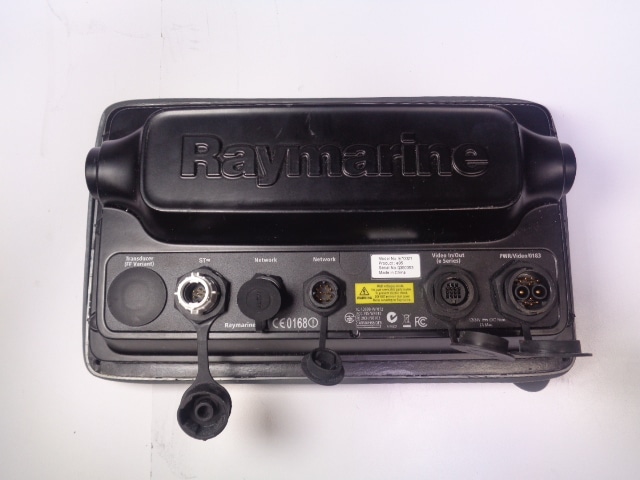 Raymarine e95 Touchscreen MFD Display TESTED & UPDATED E70021 - 90 Day ...