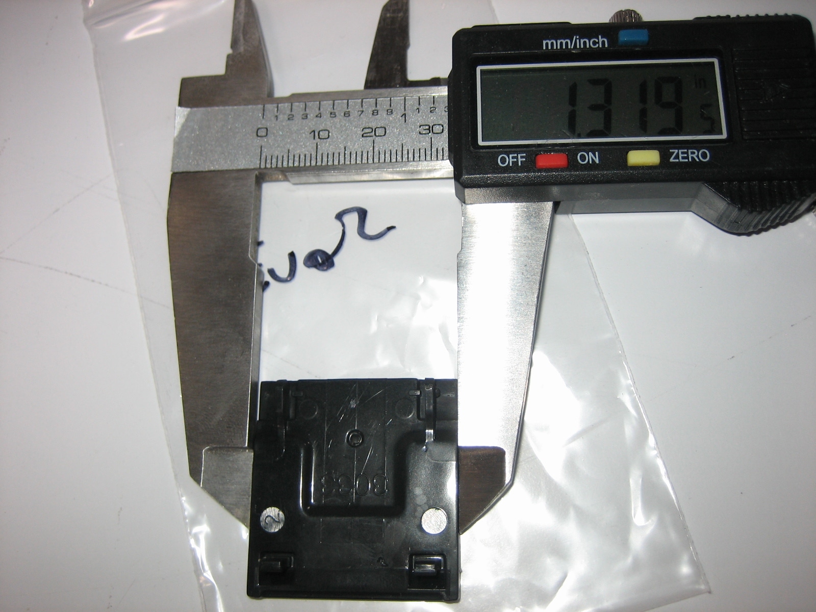 Simrad NSS EVO2 *CARD CHART READER DOOR* - Max Marine Electronics