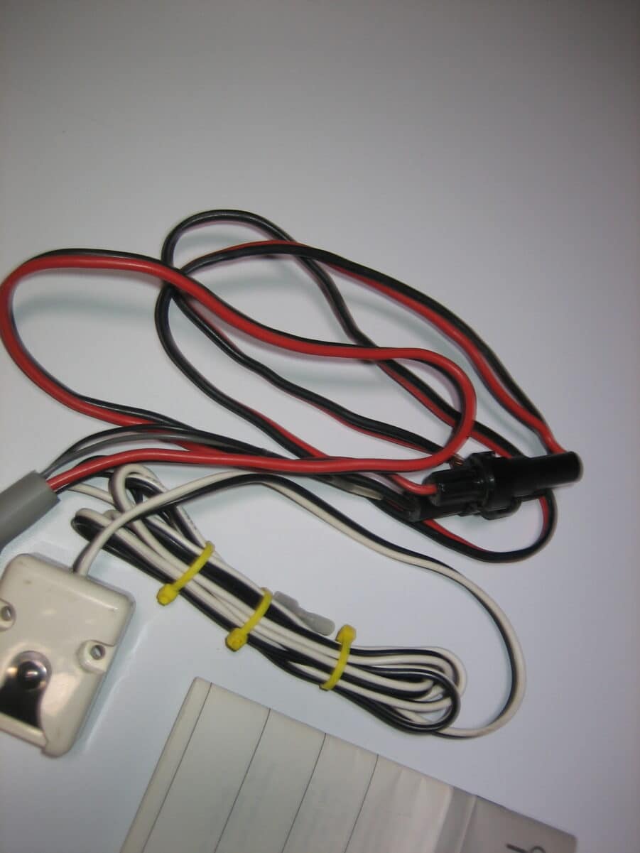Icom IC-M120 Power Cable, Active Mic Clip, Manual - Max Marine Electronics
