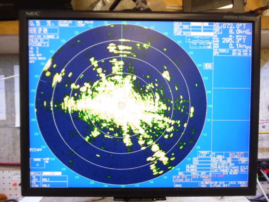 Furuno FAR-2117BB/DC IMO Black Box 12KW Commercial Radar System - Fully ...