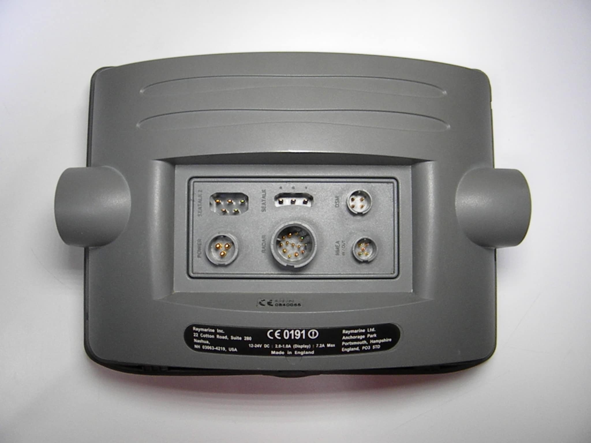 Raymarine C80 Classic Display w/Sun Cover - E02020 - *NEW LCD* 90 Day ...