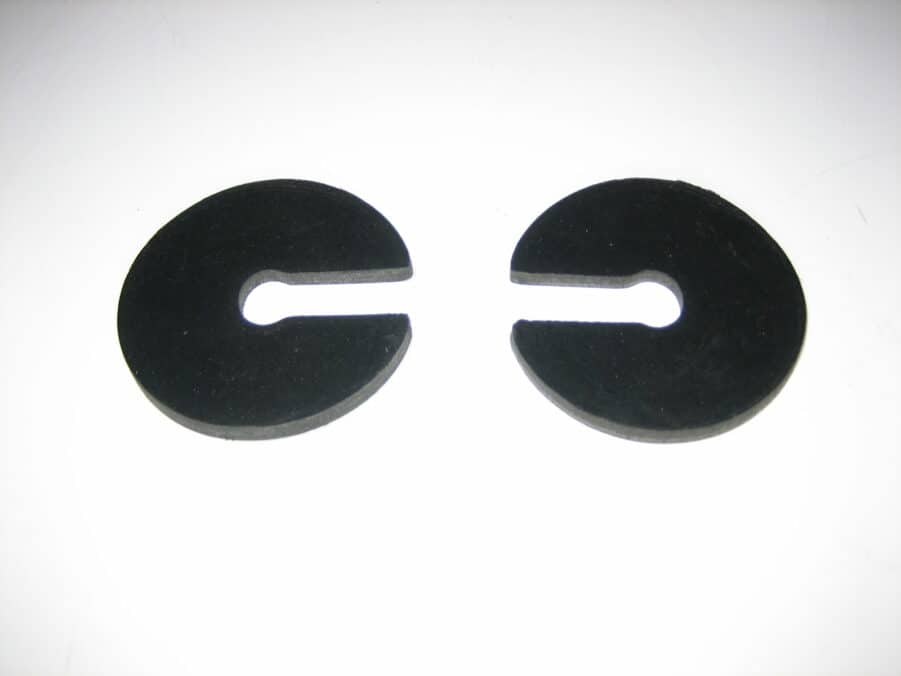 Furuno 2x Rubber Washers Spacers Holders f/Navnet Radar Sounder ...