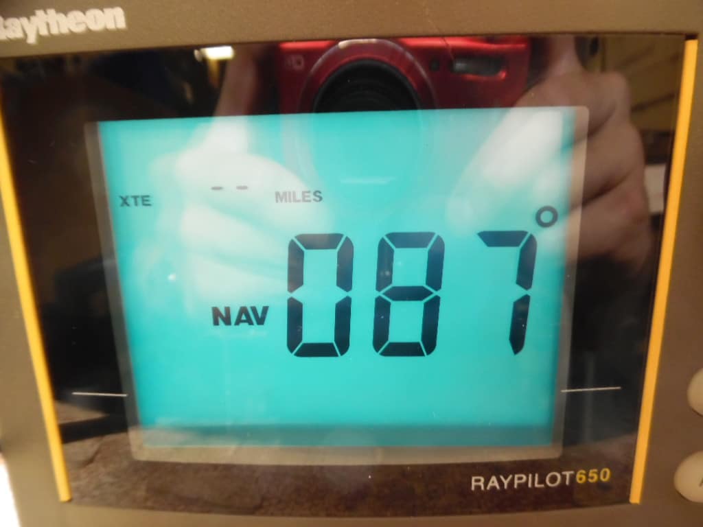 Raytheon/Raymarine - Raypilot 650 Seatalk Autopilot Head - M81100 - NEW ...