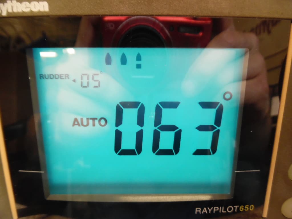 Raytheon/Raymarine - Raypilot 650 - Seatalk Autopilot Head M81100 - NEW ...