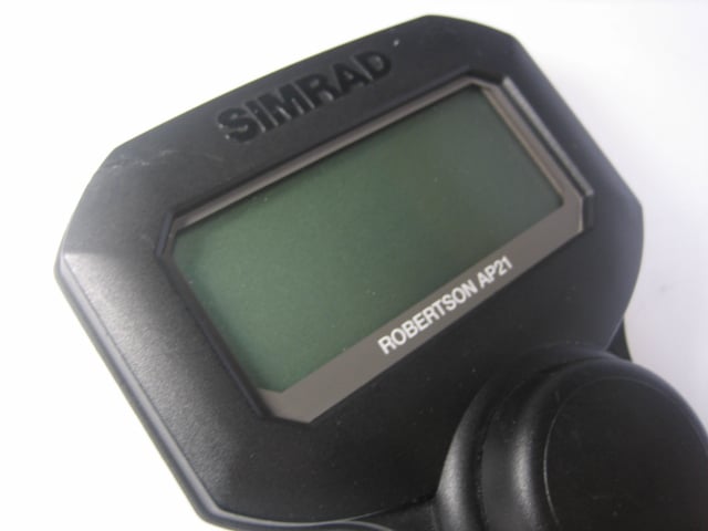 Simrad AP21-PN22086268- Boat Handheld Autopilot Control Head- New LCD ...