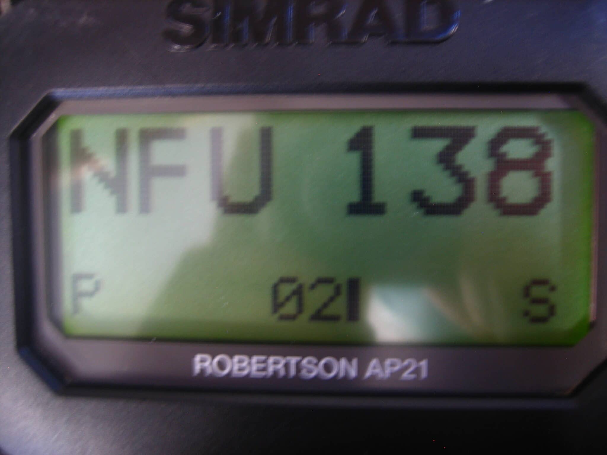 Simrad AP21-PN22086268- Boat Handheld Autopilot Control Head- New LCD ...