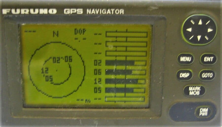 Furuno GP-30 GPS Navigator Repeater 3.5" LCD Display - Great Condition ...