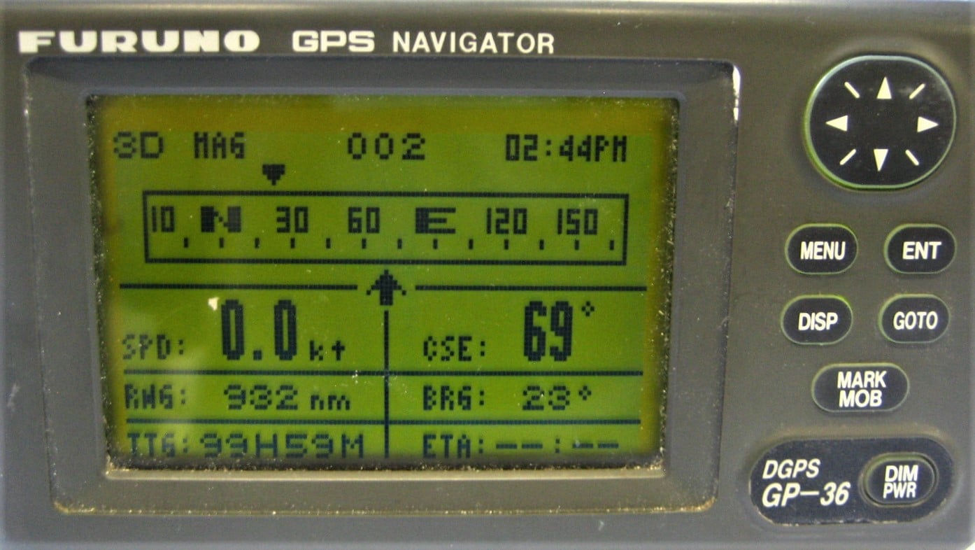 Furuno GP-36 DGPS GPS Navigator Receiver 3.5" LCD Display + Sun Cover ...