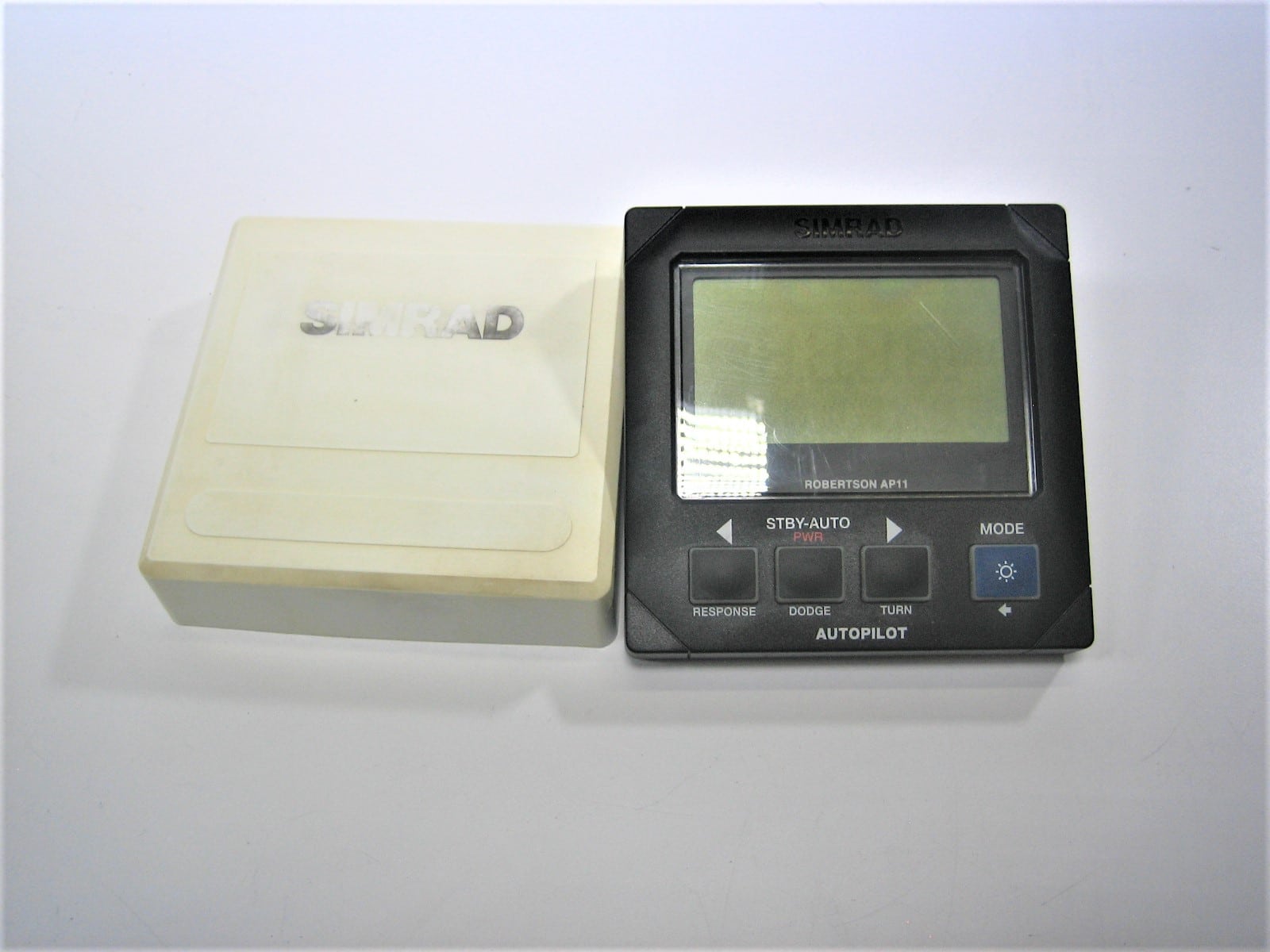 Simrad AP11 Autopilot Control Head 22085237 - Good Condition - Bench ...