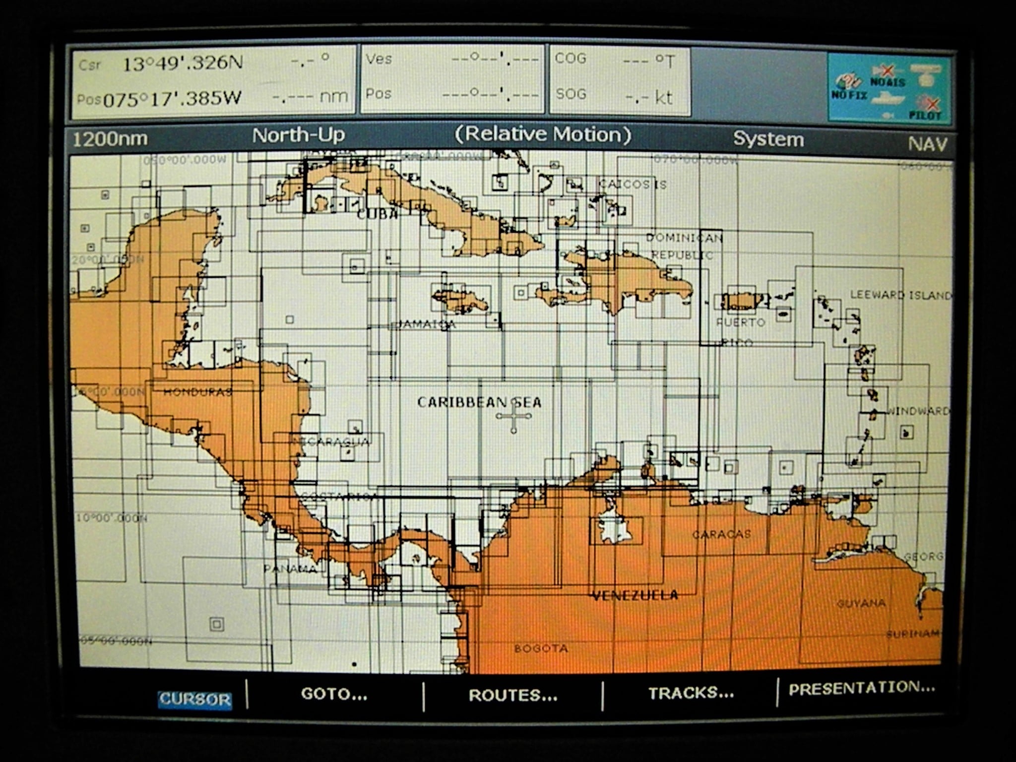 Navionics Gold CF Chart Card "Central & South America" CF/3XG V01.22 ...