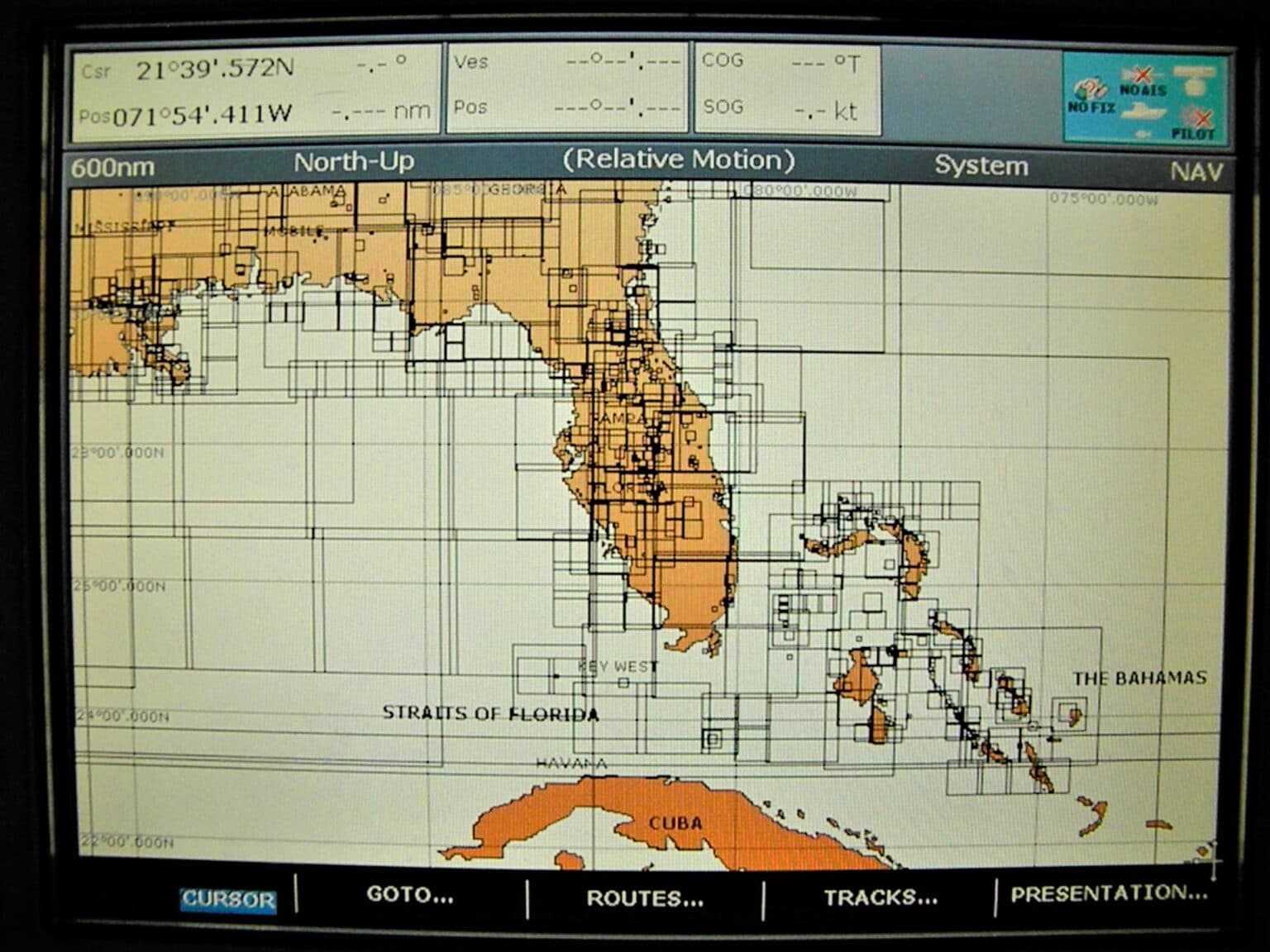 Navionics Plus CF Chart Card "Navionics+ US & Canada" CF/NAV+NI - 16GB ...
