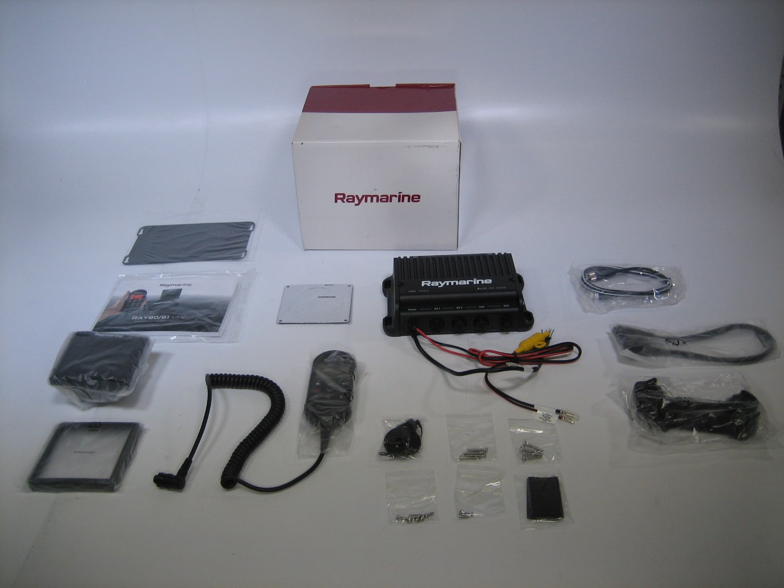 Raymarine E70492R Ray90 Modular VHF Radio System FACTORY REMAN w/2 Year ...