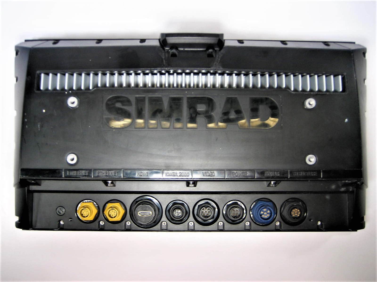 Simrad NSS16 Evo2 - 16" Touchscreen MFD Chartplotter - Max Marine ...