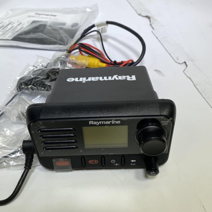Raymarine Ray53 *Factory Reman* E70524R Compact Marine VHF Radio w/ GPS ...