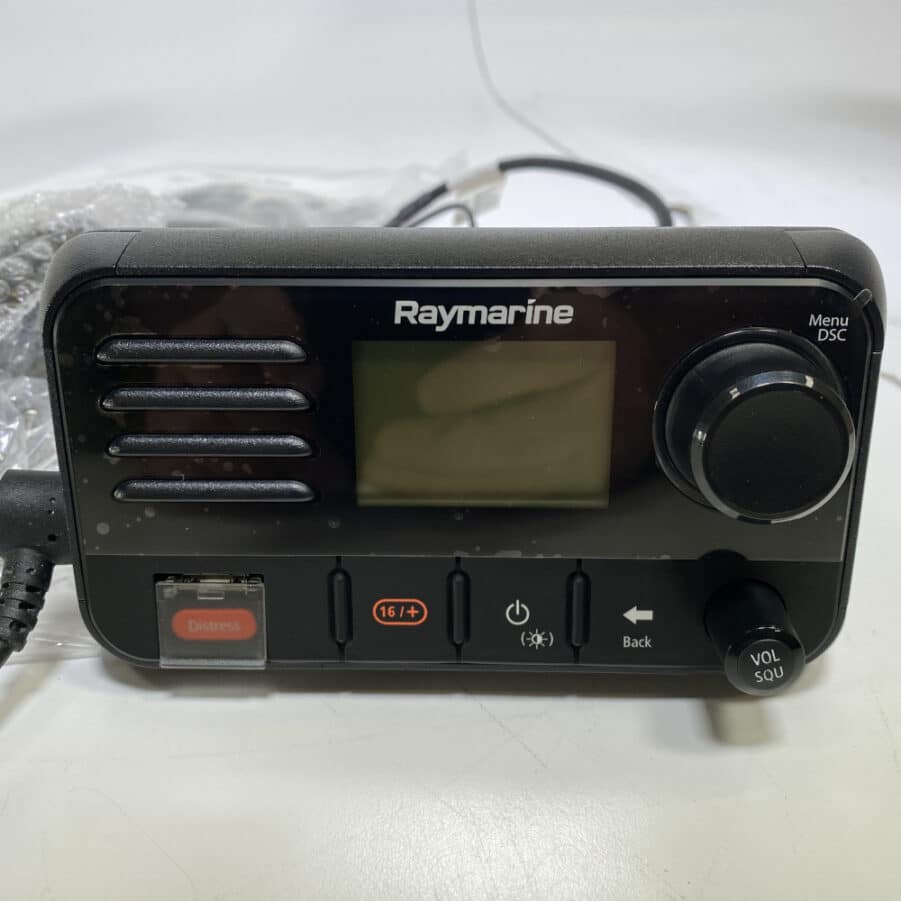 Raymarine Ray53 *Factory Reman* E70524R Compact Marine VHF Radio w/ GPS ...