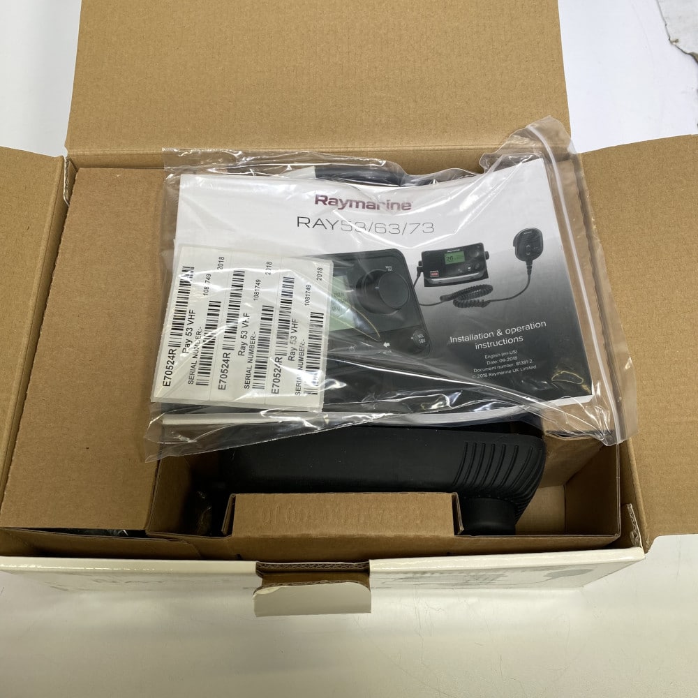 Raymarine Ray53 *Factory Reman* E70524R Compact Marine VHF Radio w/ GPS ...