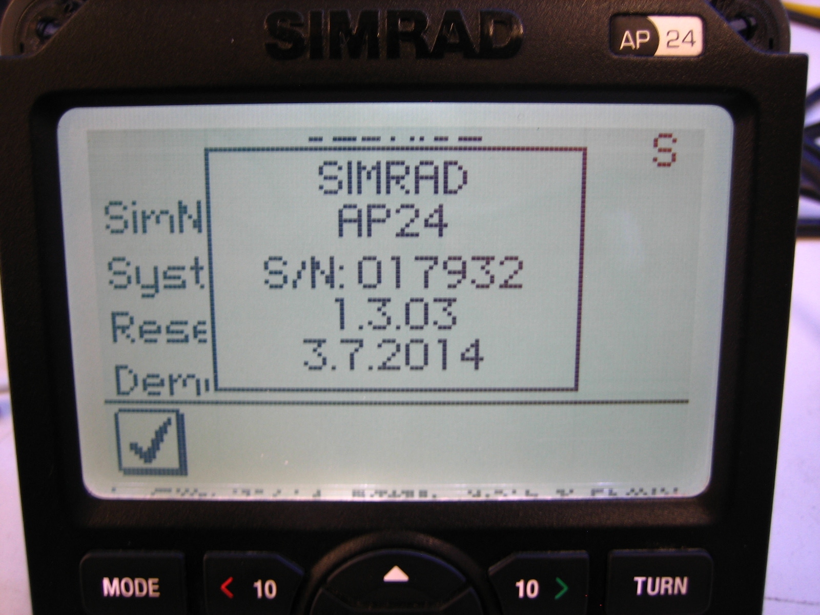 Simrad AP24-Autopilot Control Head in GOOD Condition - 22096614/Tested ...