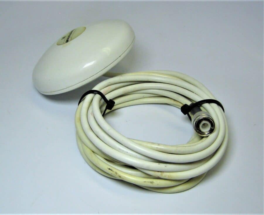 Raymarine R62241 Passive GPS Antenna for AIS 500 650 700 w/ 13' Cable ...