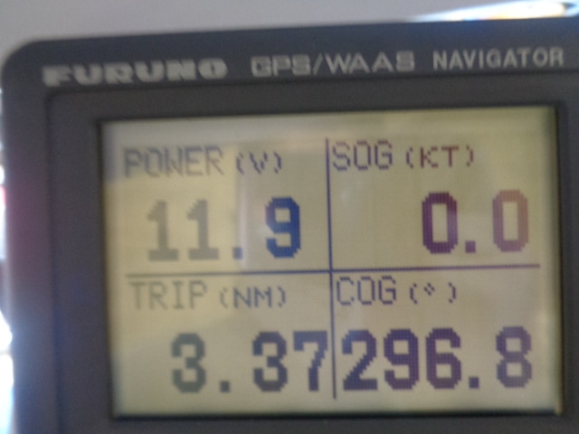 Furuno GP-37 DGPS GPS WAAS 3.5" LCD Navigator Display *FULLY TESTED ...
