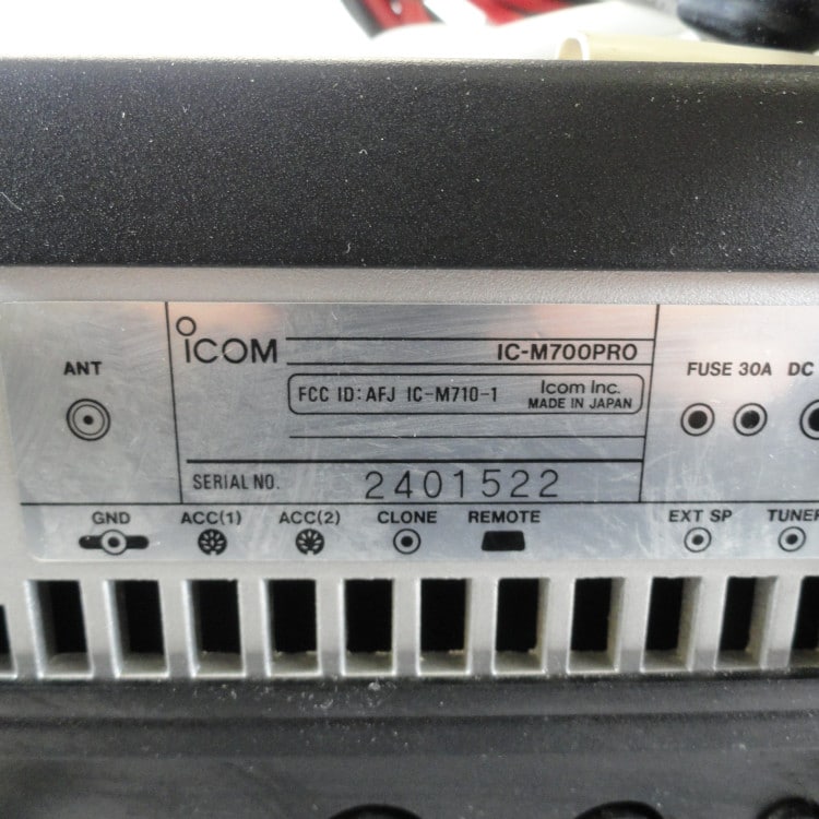 Icom IC-M700Pro - HF SSB HAM Radiotelephone w/ Hand Mic and Bracket ...