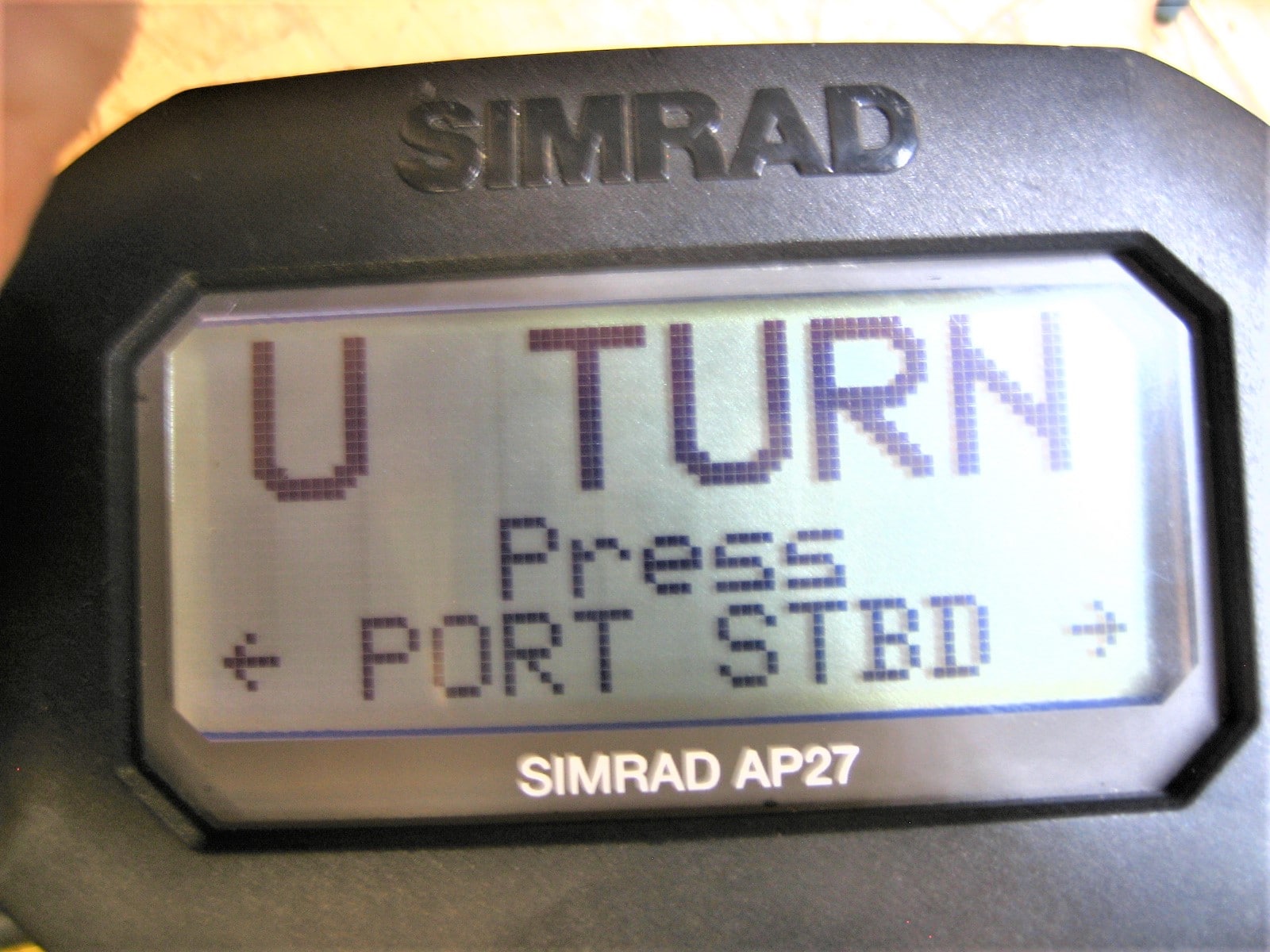 Simrad AP27 Handheld Autopilot Control Head - 22088090 - New LCD! - Max ...
