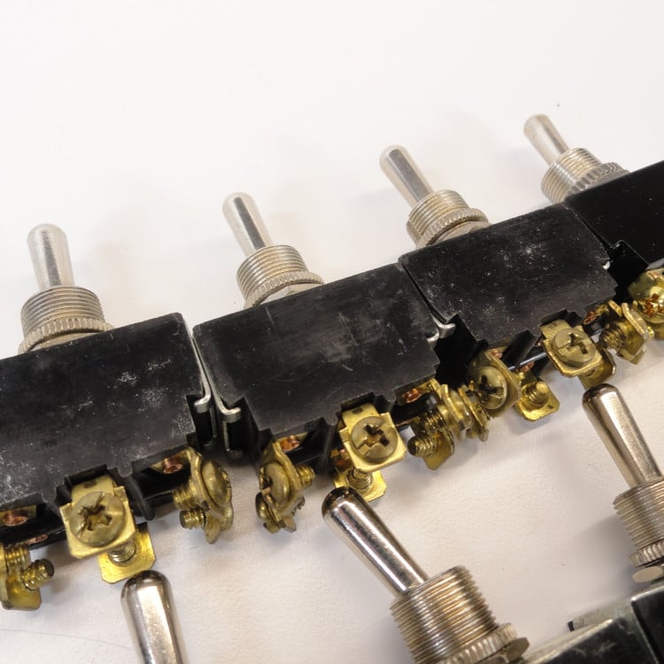 Cole Hersee1503R 5590 DPDT Metal Toggle Switch - LOT OF 8 - Max Marine ...