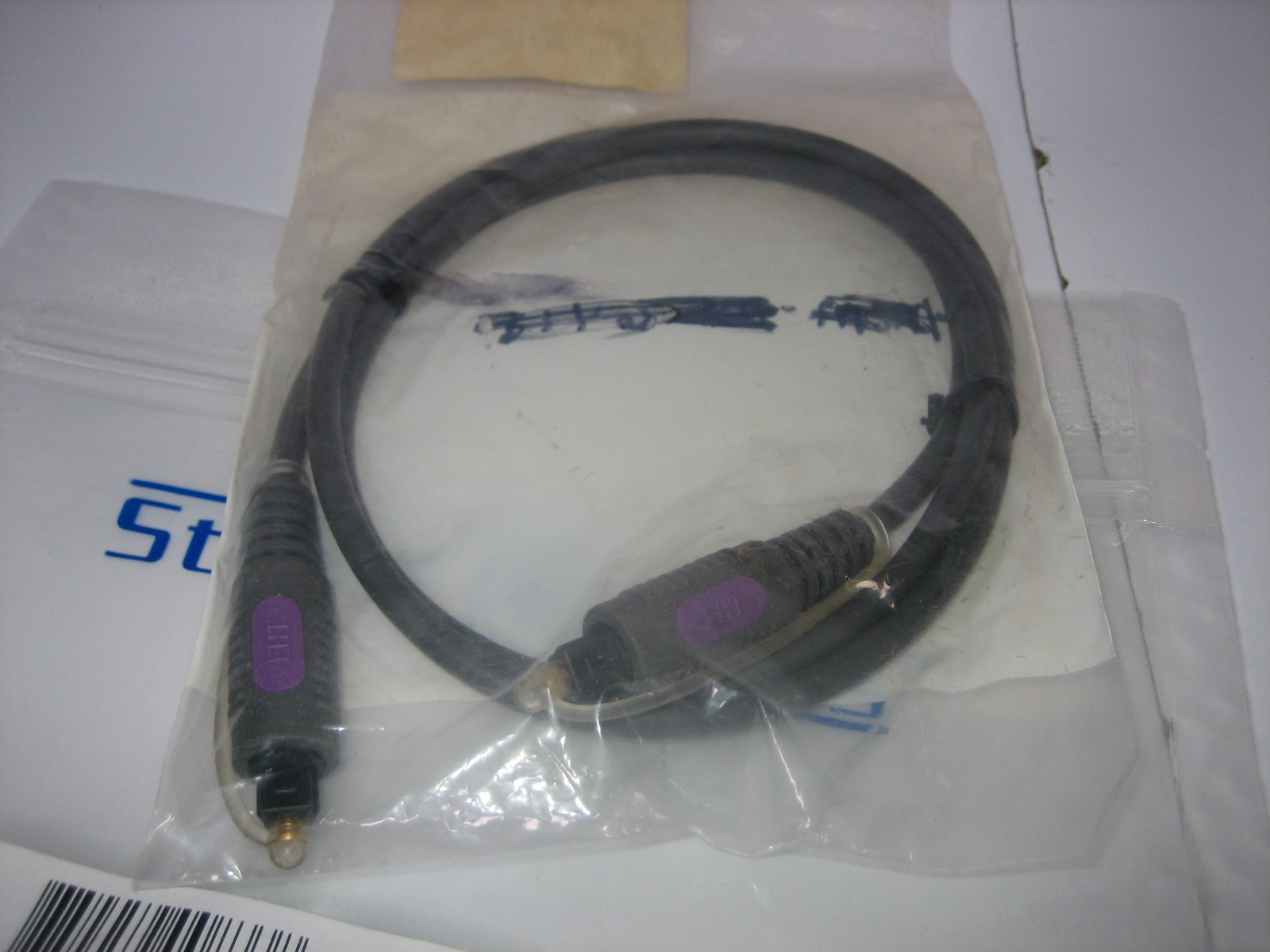 Stellar Labs *LOT OF 24* **NEW** TOSLINK Optical Audio Cables - Various ...