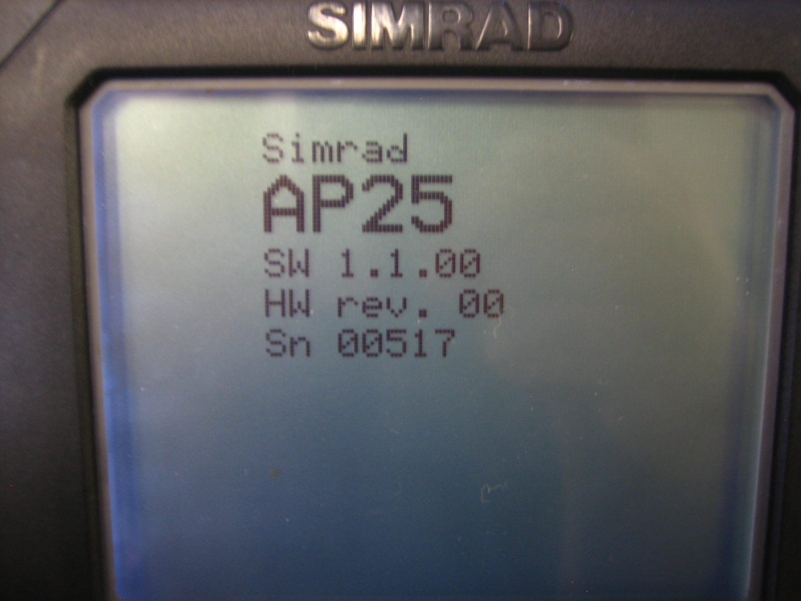 Simrad AP25 Autopilot Control Head - 2208781-MME Refurbished-90 DAY ...